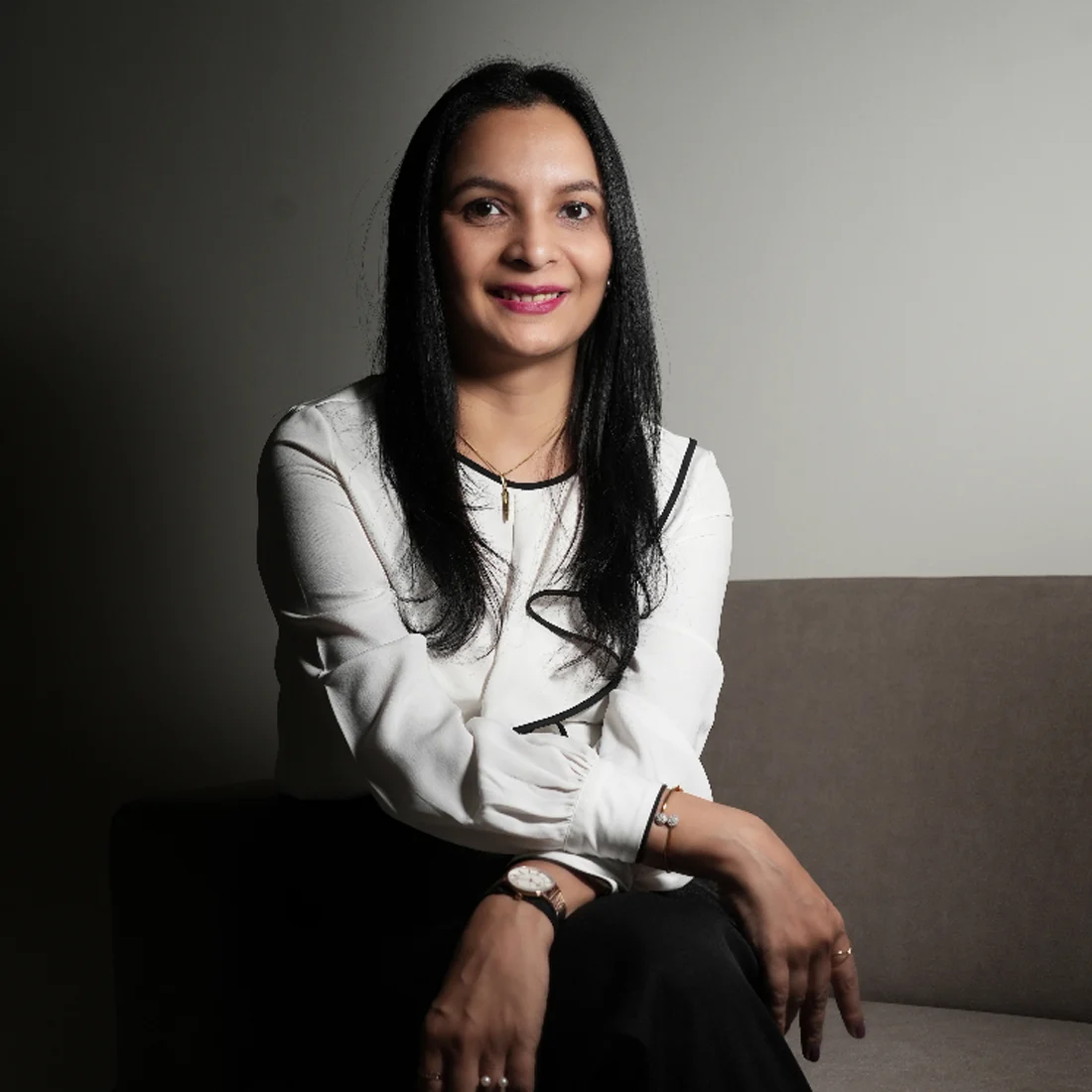 Nikita Chandak achieved Title of Fashion Stylist from Ahmedabad | Forever Star India Achievers